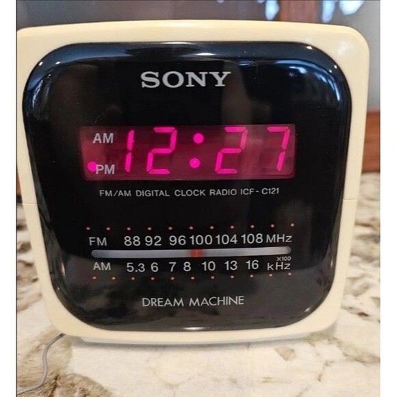 Sony | Other | Vintage Sony Dream Machine Clock Radio Alarm Amfm Cube ...